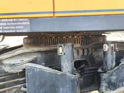 中国 SCC1350 低エネルギー要求と最大持ち重量71tの二手クローラークレーン2016 販売のため