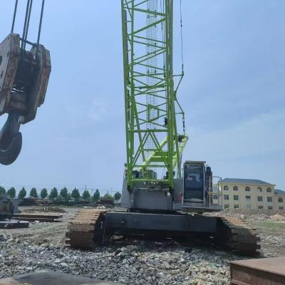 China 180 Ton Lattice Boom Crane ZCC1800H Safe Operation Folding Design and Energy Efficiency for sale