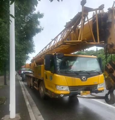 중국 2020년 XC MG 모바일 트럭 크레인 25톤 QY25K5C 최대 작업 높이 42m 고유 판매점 높은 운영 효율성 판매용