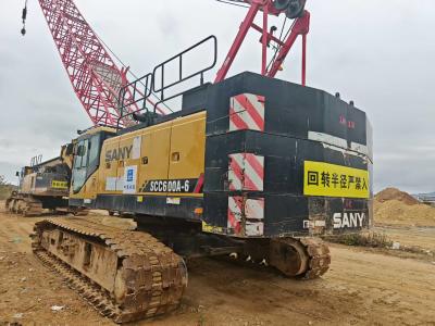 中国 SCC600A-6 60トンの移動式水力クローラークレーン 最大43mの高さの重力持ち上げ装置 販売のため