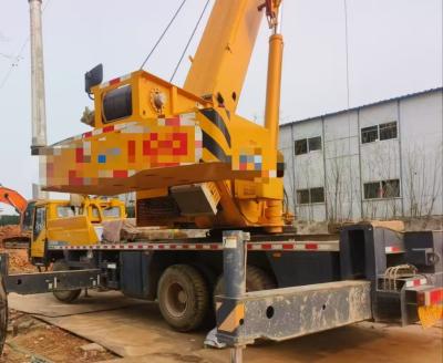 China XCMG zware apparatuur QY25K5F 25 ton gebruikte mobiele vrachtwagen kraan te koop Te koop