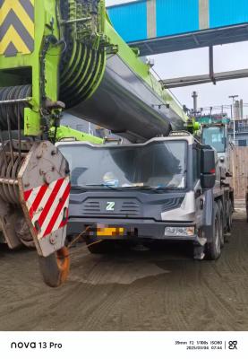 China Groene BrSuper-Above Truck Crane Zoomlion 220ton Hydraulische mobiele kraan Maximale hefhoogte 883m en onderdelen Te koop