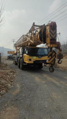 China Extremely Efficient XCT85L7  85 Ton Mobile Hydraulic Truck Crane Heavy Lifting Equipment for sale