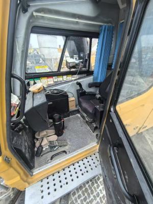 中国 移動式トラッククレーン 販売 200トンの直流源 最大作業高度 75.5メートル 販売のため