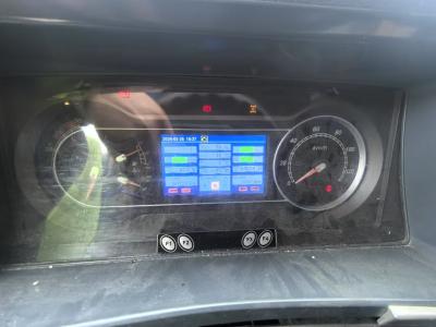 中国 移動式トラッククレーン 販売 200トンの直流源 最大作業高度 75.5メートル 販売のため