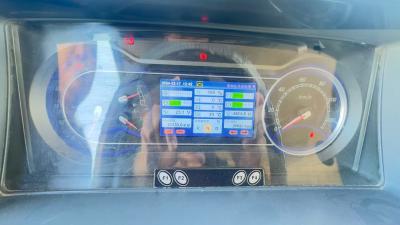 China Grúa de camión móvil para la venta 260 toneladas Fuente directa Altura máxima de trabajo 81 metros en venta