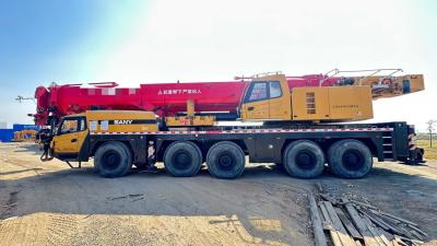China Grúa de camión móvil para la venta 260 toneladas Fuente directa Altura máxima de trabajo 81 metros en venta