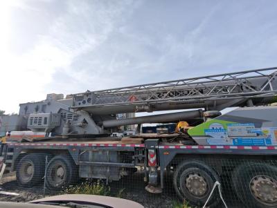 중국 이동 트럭 크레인 판매 ZOOMLION 50 톤 ZTC500V 직접 출력 최대 작업 높이 45 미터 판매용