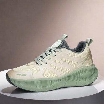 China Knits Upper Mens Non Slip Walking Sneakers M08 for Outdoor Walking for sale