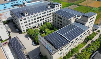 Cina 24/410 28/410 Pompa di lozione in bottiglia di plastica facile da disporre per prodotti per spruzzi giornalieri in vendita