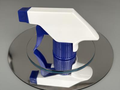 China 28/410 Bule Transparent Plastic Trigger Sprayer Designed for Disinfectant Spray Needs for sale