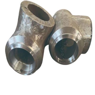 Cina Fittings per tubi in acciaio senza cuciture Bw Butt Welding Pipe Fittings Straight And ReducingTee ASTM A335 P11/P91/P92 in vendita