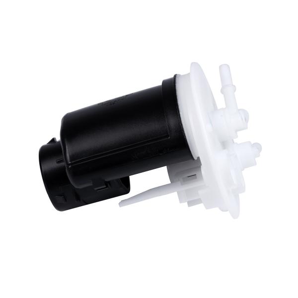 Quality Spare Parts Fuel Filter 15310-81A02 for SUZUKI JIMNY SIERRA 15100-81811 15100 for sale