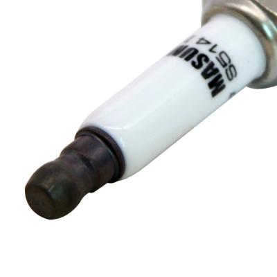 中国 耐久性 24101393 スパークプラグ シェブロレット 自動車モデル 販売のため