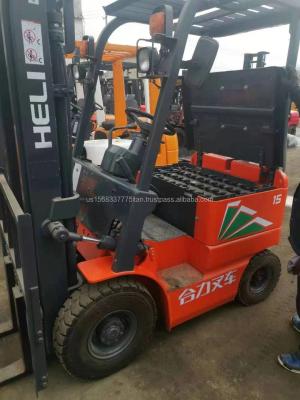Cina Altezza di sollevamento 4 m carrello elevatore elettrico con capacità di carico di 2 tonnellate e albero duplex triplex in vendita