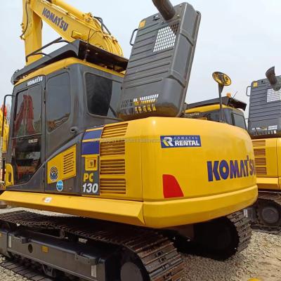 China Shanghai goede gebruikte graafmachine Komatsu PC130 met 13000 KG gewicht en 48 kw vermogen Te koop