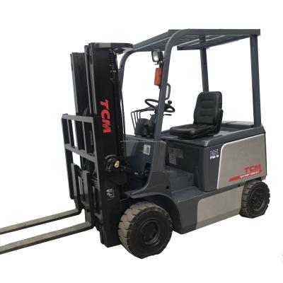 China TCM 25 empilhadeira 4.5m 2.5ton Grande desempenho máquina usada para os requisitos do cliente à venda
