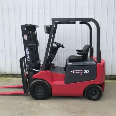 Cina Nichiyu 2 tonnellate carrello elevatore con motore diesel originale e prestazioni massime in vendita