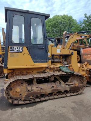 Cina 175 Capacità di dozzatura 7.5 Bulldozer Cat D4C usato per apparecchiature usate per il movimento della terra in vendita