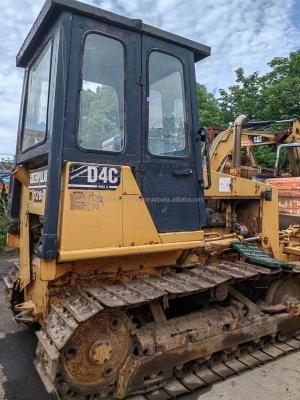 Cina 175 Capacità di dozzatura 7.5 Bulldozer Cat D4C usato per apparecchiature usate per il movimento della terra in vendita