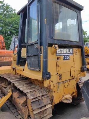Cina 175 Capacità di dozzatura 7.5 Bulldozer Cat D4C usato per apparecchiature usate per il movimento della terra in vendita