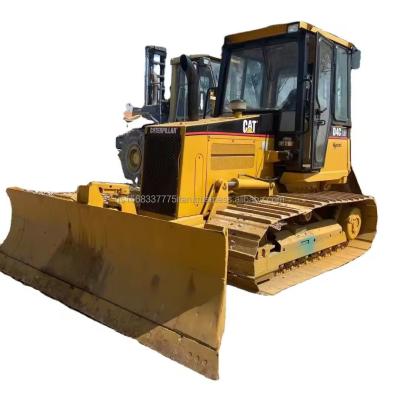 Cina Bulldozer usato Caterpillar D4C per negozi di materiali da costruzione e attrezzature per il movimento della terra in vendita