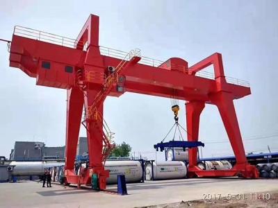 China High Durability Electric Overhead And Gantry Crane For Cargo Lifting for sale