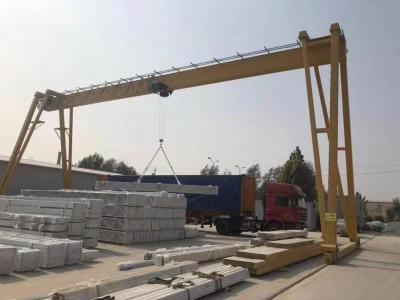 China 2-5 Tons Light Duty Crane With 2-8m/Min Lifting Speed  12 Months Warranty for sale
