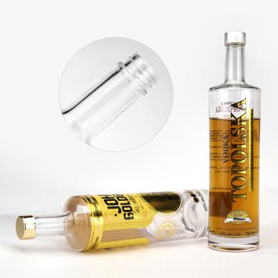 China 750ml 700ml Chicago Style Glass Wine Bottle with Wooden Cork Cap and Customized Logo for sale