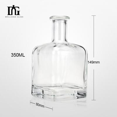 China Acceptable OEM/ODM 350ml Nordic Glass Bottle for Wine and Whisky for sale