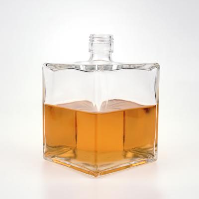 China OEM/ODM Acceptable Custom Square 750ml Glass Bottle for Whiskey Vodka Brandy Rum Gin for sale