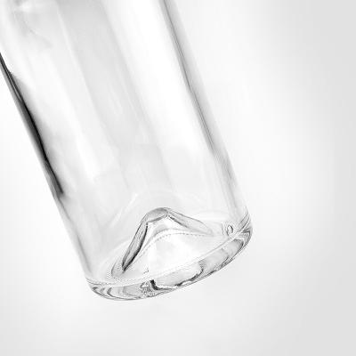 中国 750ml ガラスボトル 彫刻面とコルクスクリューキャップ 完璧 販売のため