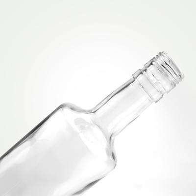 Cina Bottiglie di vino in vetro da 700 ml e 70 cl per liquori e bevande in vetro trasparente riciclato in vendita