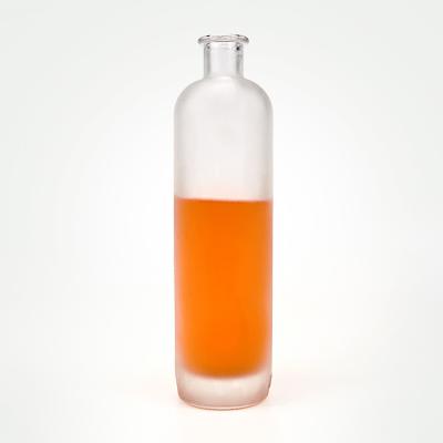 China 200 ml 500 ml 700 ml 750 ml glazen fles voor vodka en wijn OEM/ODM Acceptabel Te koop