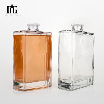 China Schermdrukken Warm stempelen Schilderen Graveren Elektroplatering Glas drankfles 500 ml Te koop