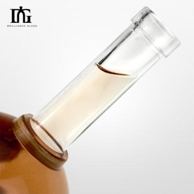 Cina Bottiglia di vetro 500ml Collo lungo fondo rotondo Bottolina di alcool vuota personalizzata per whisky vodka in vendita