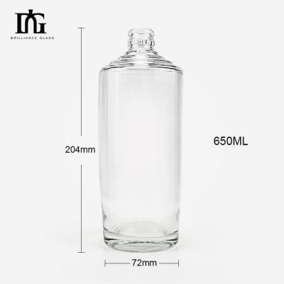 China OEM/ODM Acceptable Nordic Luxury 500ml 700ml 750ml Flint Glass Bottle for Vodka Whiskey for sale
