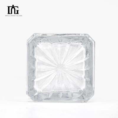 Cina 200 ml 350 ml 500 ml 700 ml 1000 ml bottiglia di liquore in vetro con incisione per la tequila di lusso in vendita