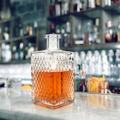 중국 유리 목걸이 700ml 750ml 사용자 정의 음주 병 판매용