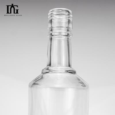 Cina Bottiglia di liquore in vetro trasparente da 500 ml con scorpione all' interno in vendita