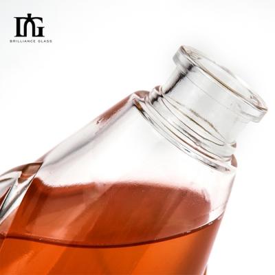 Cina Vodaca vuota Tequila Rum Liquore Mini bottiglie di vino per liquori Materiale di base Vetro in vendita