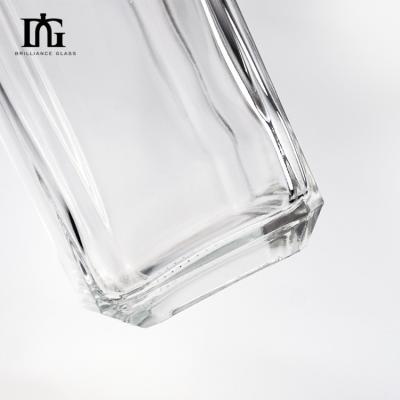 中国 シャンパンボトル 透明 700ml グラス ウォッカ ウイスキー ジン ボトル コルク 販売のため