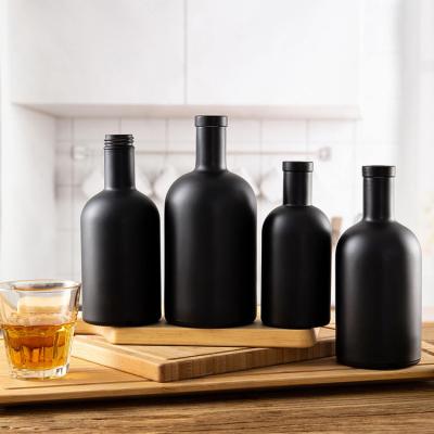 中国 マットブラック 200ml 375ml 500ml 750ml ラウンド・フリントガラスボトル 販売のため
