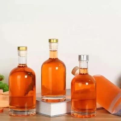 中国 密封タイプ CORK 100ml 200ml 375ml 500ml 750ml マットブラックホワイト ガラスボトル ジン 販売のため