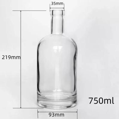 China Colar de vidro 500ml 700ml 750ml garrafa de licor Nordic vazio transparente para vodka Oslo à venda
