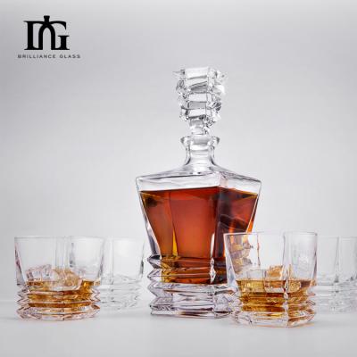 Cina Bottiglia di vetro vuota per vodka, vino, whisky, rum e gin 500 ml/700 ml/750 ml/1000 ml Capacità in vendita
