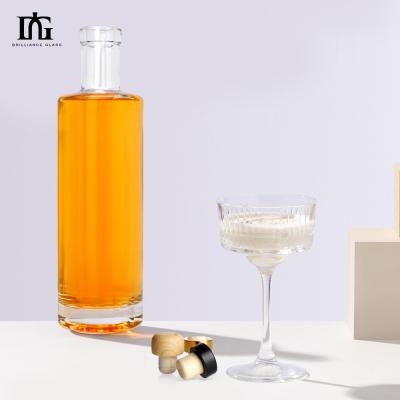 Cina Collare di vetro 500 ml Vodka Gin Tequila Whiskey Brandy Bottiglia di vetro per il mercato OEM/ODM in vendita