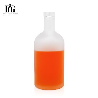 China Glasfles voor Brandy Whiskey Gin Vodka 700ml/70cl/750ml/75cl en Cork Te koop