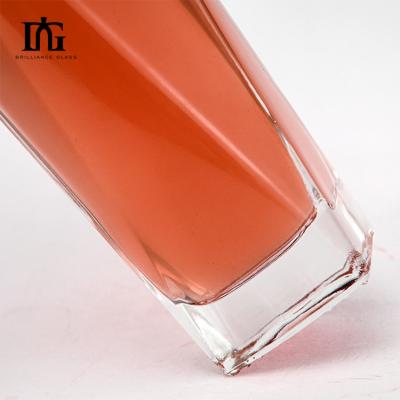 Cina Etichetta stampata a caldo incisa su misura Bottiglia di vetro trasparente 500ml 700ml 750ml 1000ml in vendita