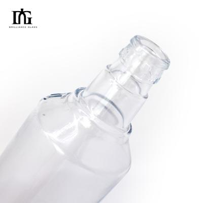 中国 末端 250ml/350ml/500ml/550ml/650ml/700ml/750ml 酒類用ガラスボトル 酒類用ウォッカ 販売のため